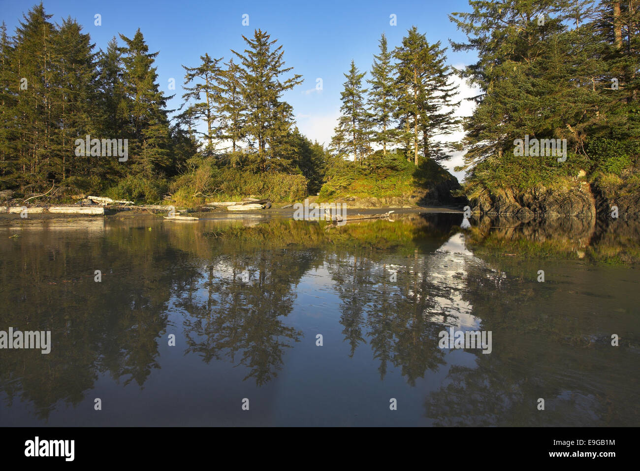 Inflow hi-res stock photography and images - Alamy