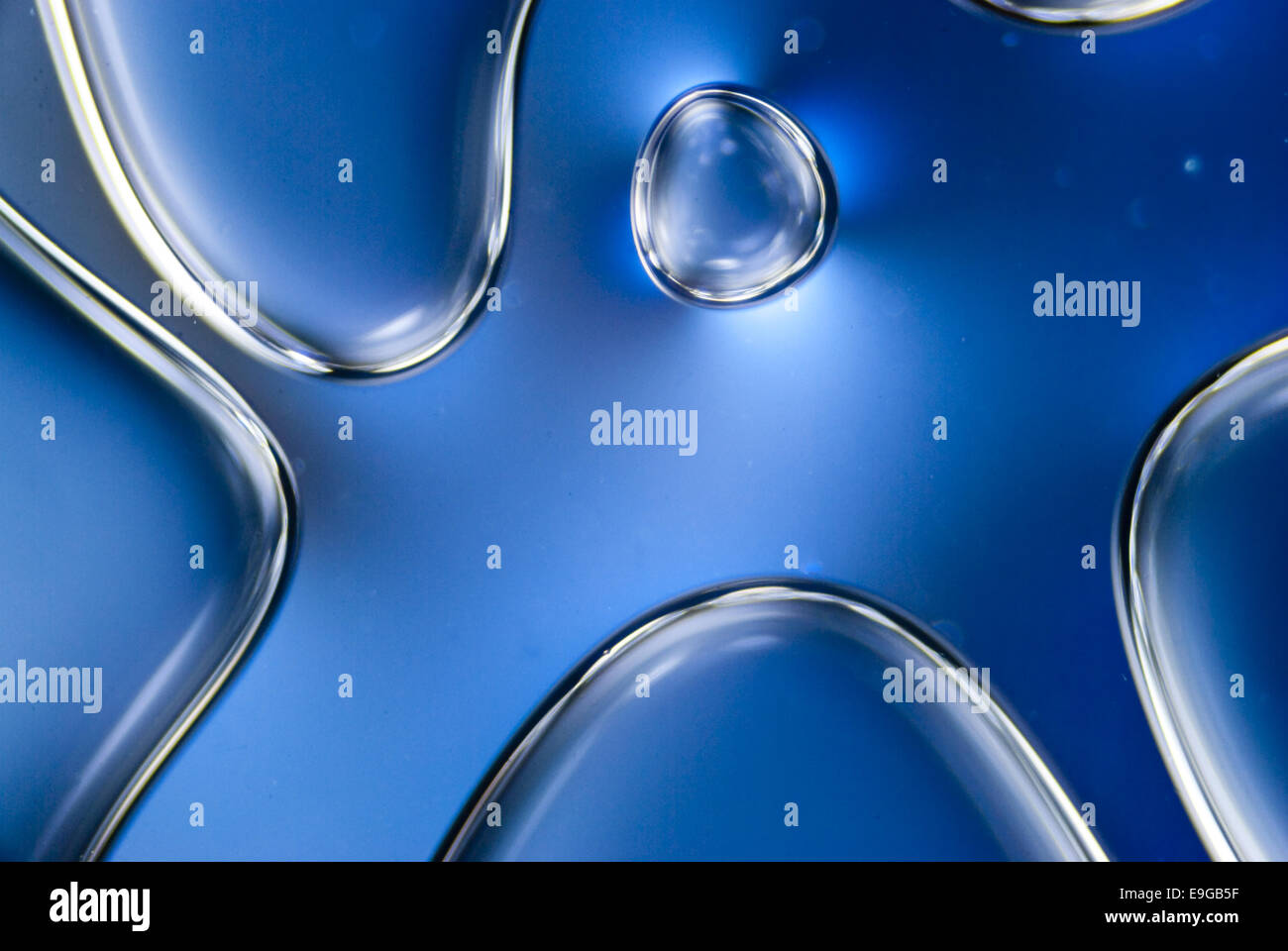 Glue under a Microscope Stock Photo - Alamy