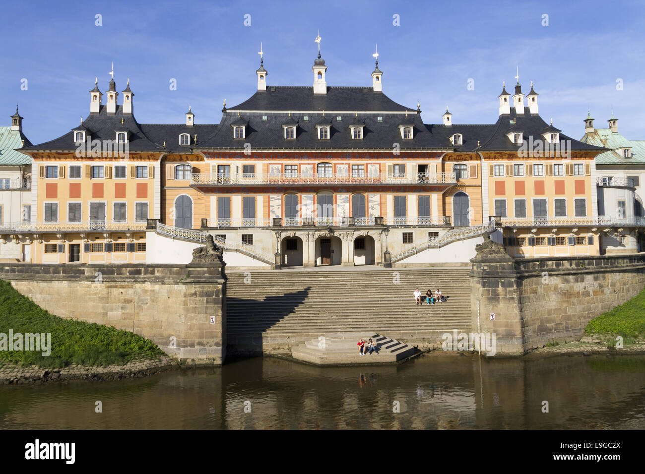 Schloss pillnitz hi-res stock photography and images - Alamy