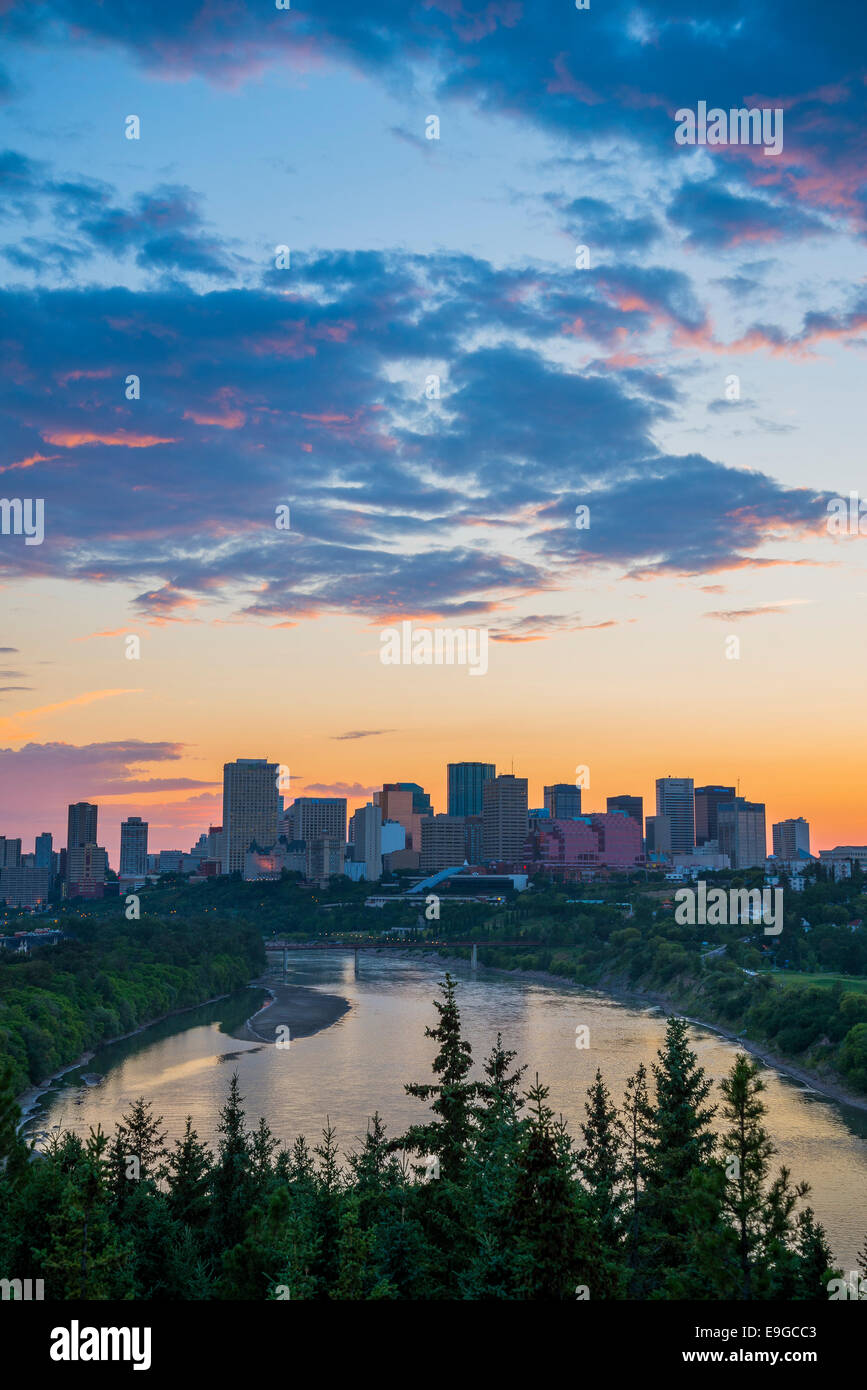 Edmonton Skyline River Dusk Alberta High Resolution Stock Photography ...