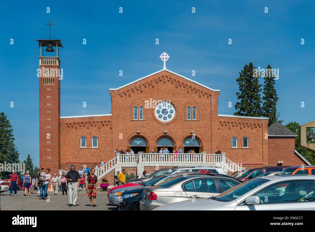 Sunday worshippers leave St. Albert Catholic Parish, St. Albert ...