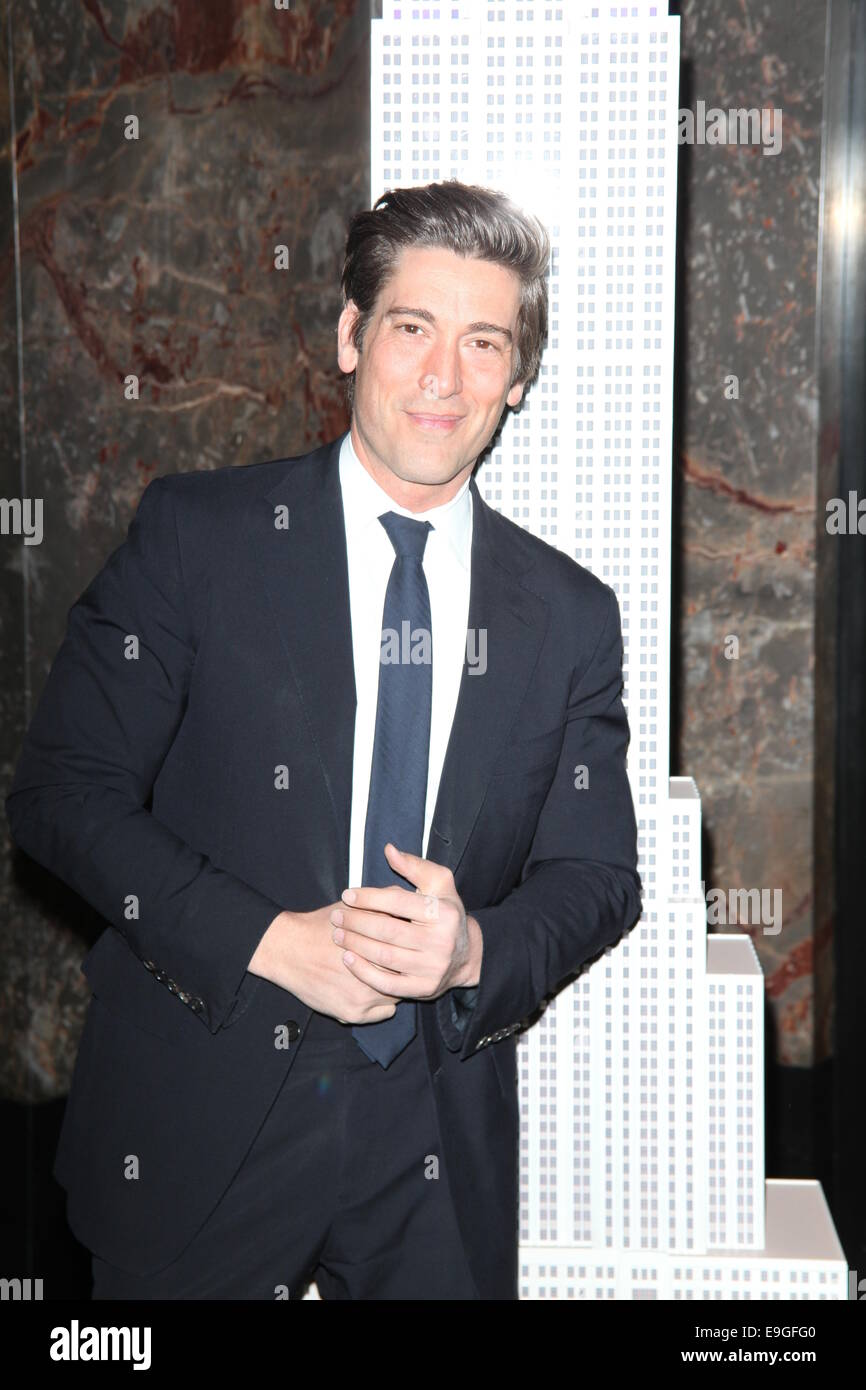 ABC World News Weekend Anchor David Muir to light the Empire State ...