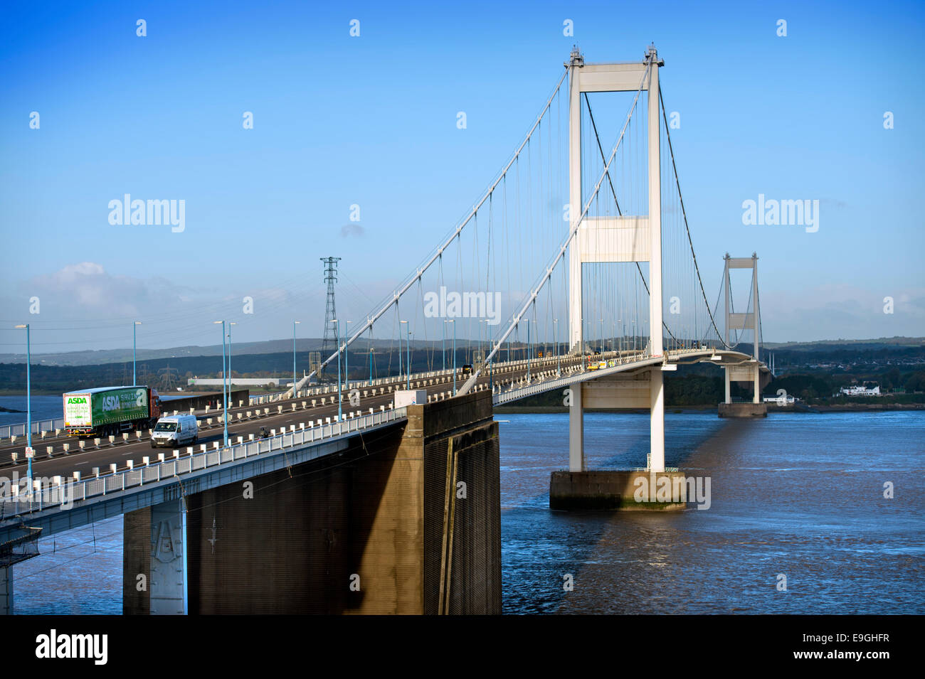 Severn bridge 1966 hi-res stock photography and images - Alamy