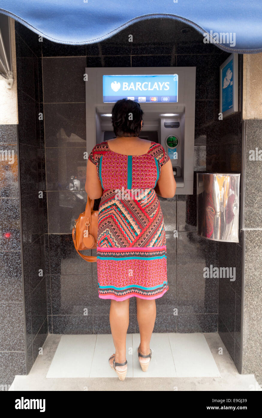 Mauritian woman hi-res stock photography and images - Alamy