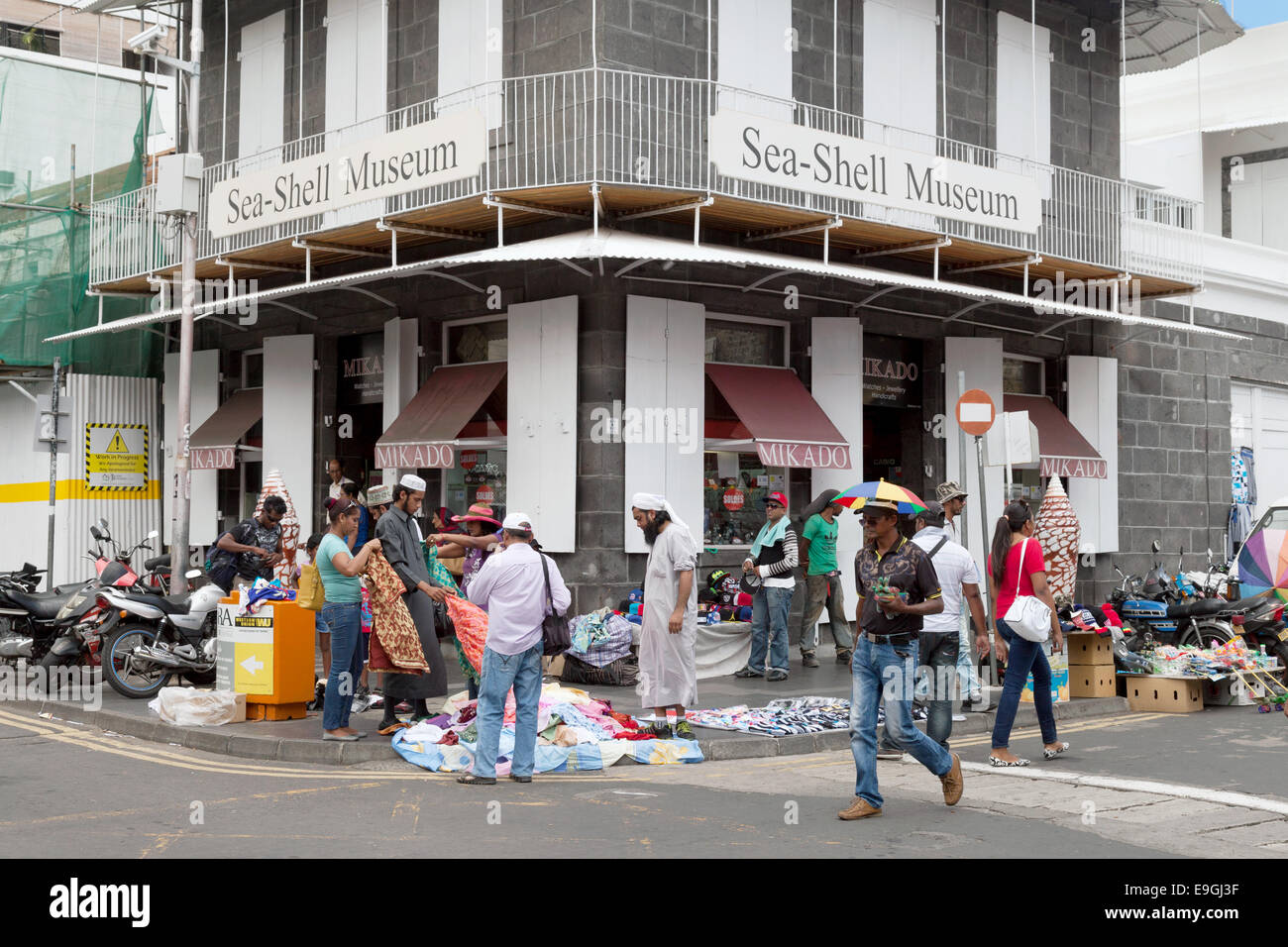 Street market outside the Sea Shell Museum, Port Louis, Mauritius Stock ...