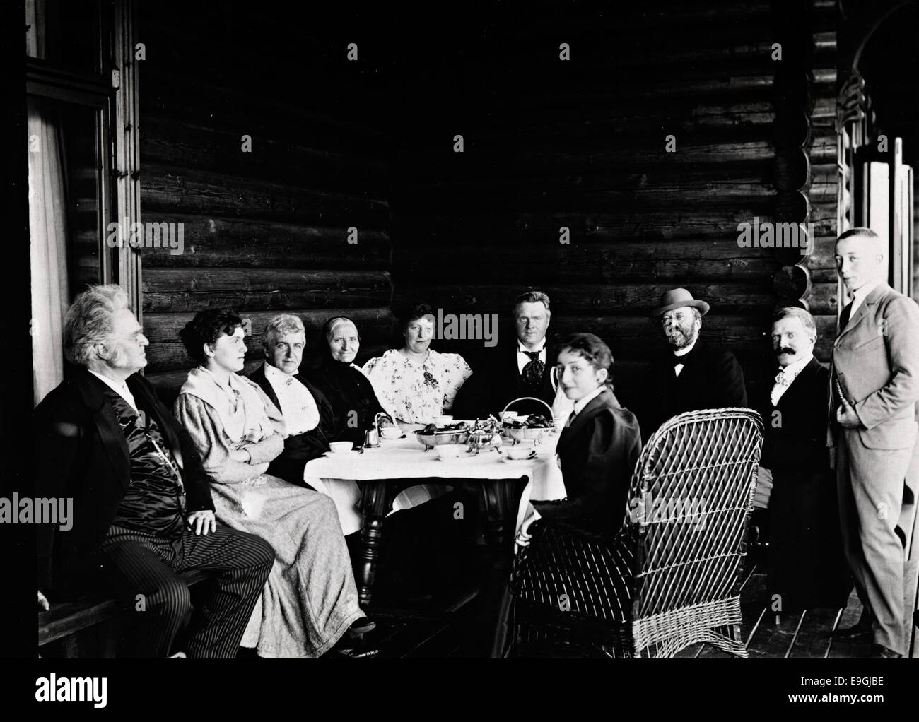 Venner hi-res stock photography and images - Alamy