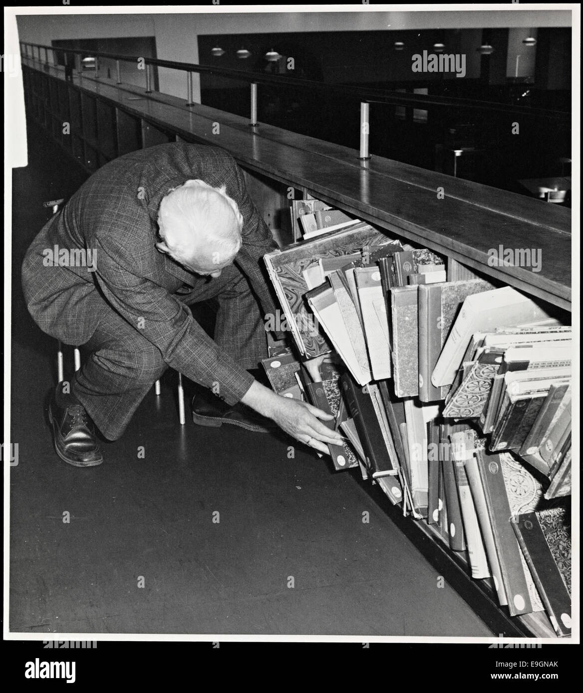 A photograph from 1988 showing the side gallery of the main reading ...