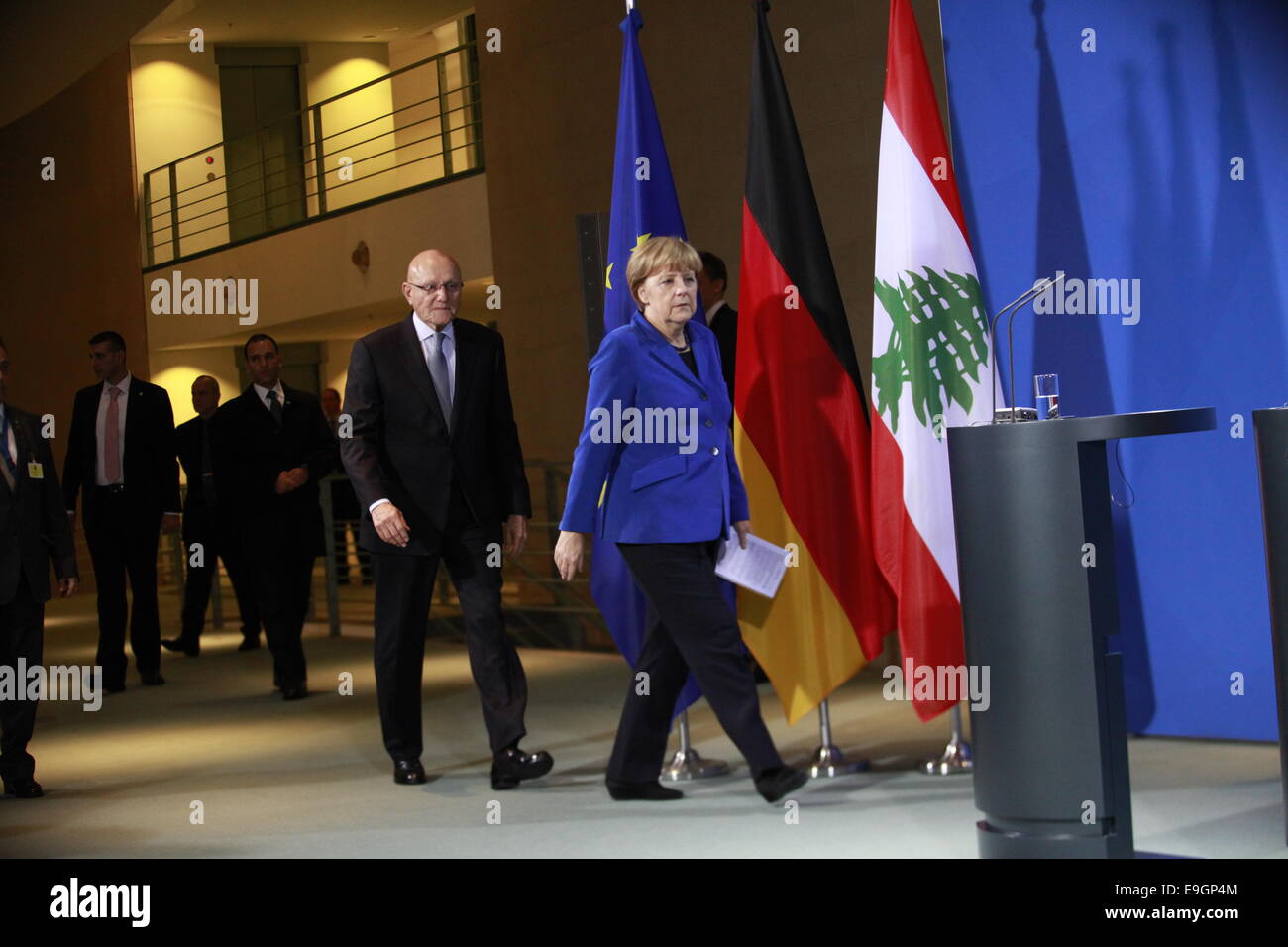 Berlin, Germany. 27th Oct, 2014. German Chancellor Merkel and Lebanese ...