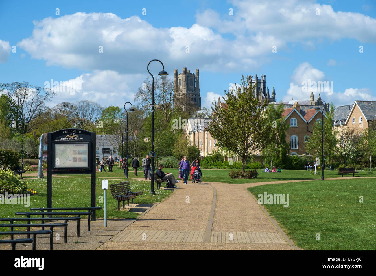 Ely cathedral park cambridgeshire england hi-res stock photography and ...