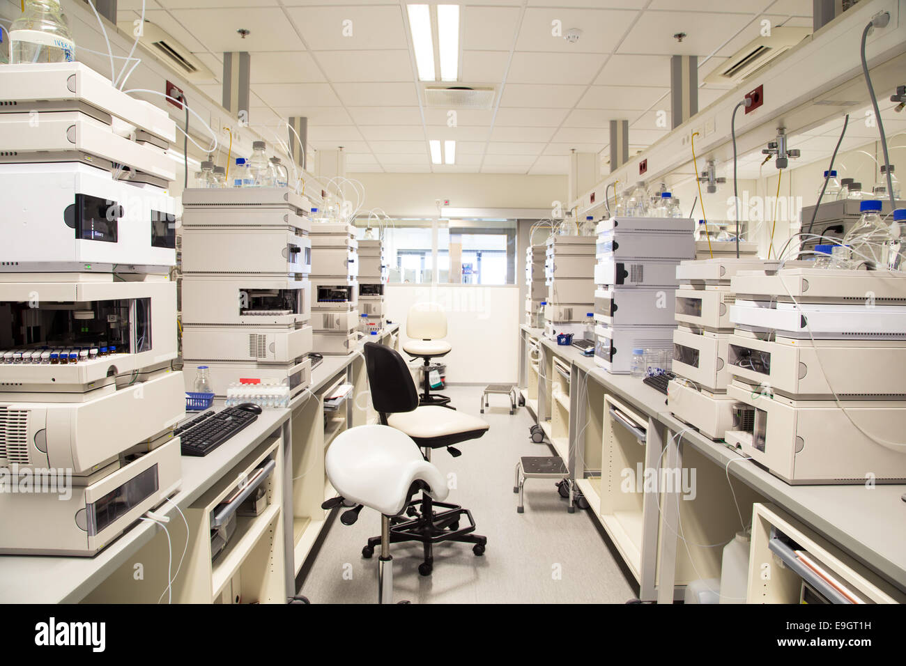 Scientific labaoratory hi-res stock photography and images - Alamy