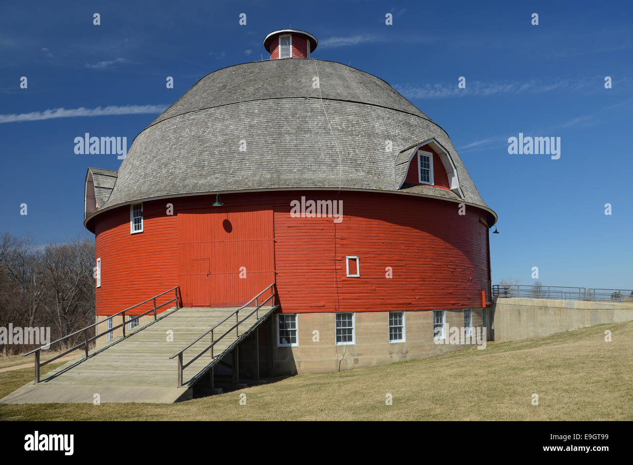 Ryan Round Barn in Johnson Sauk State Park built 1910 for Black Angus ...