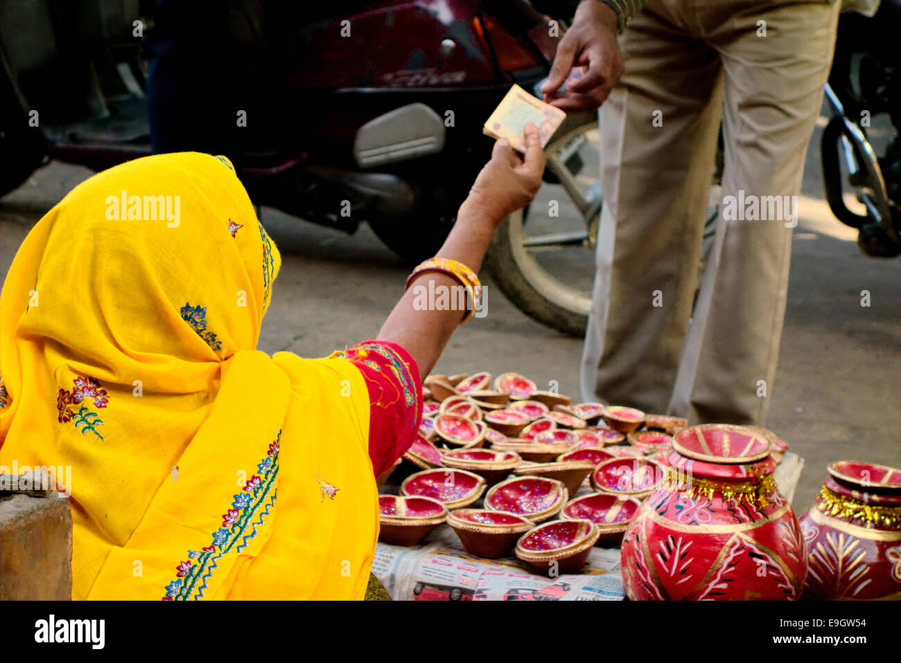 Woman selling lamps hi-res stock photography and images - Alamy