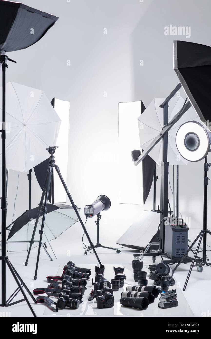Photographic preparation hi-res stock photography and images - Alamy