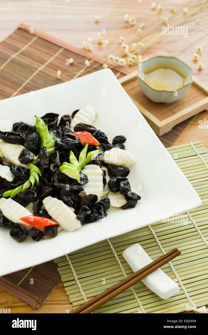 Mu err mushroom hi-res stock photography and images - Alamy