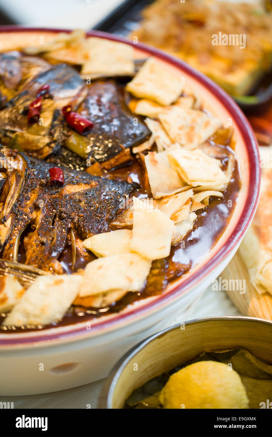 Fish Head Soup Stock Photos & Fish Head Soup Stock Images - Alamy