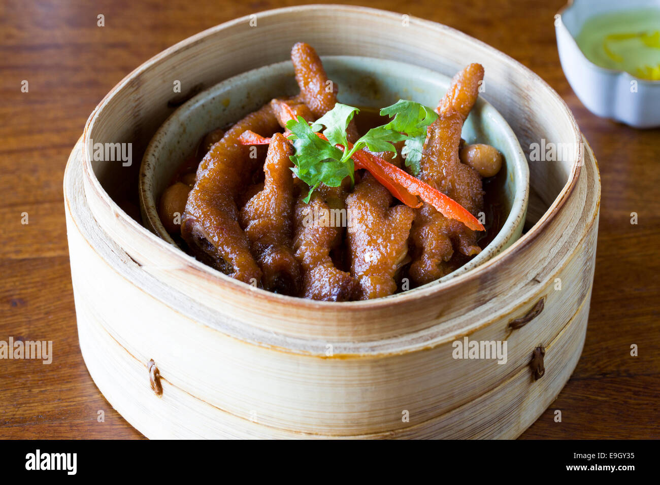 Chinese cuisine feng zhua Stock Photo - Alamy