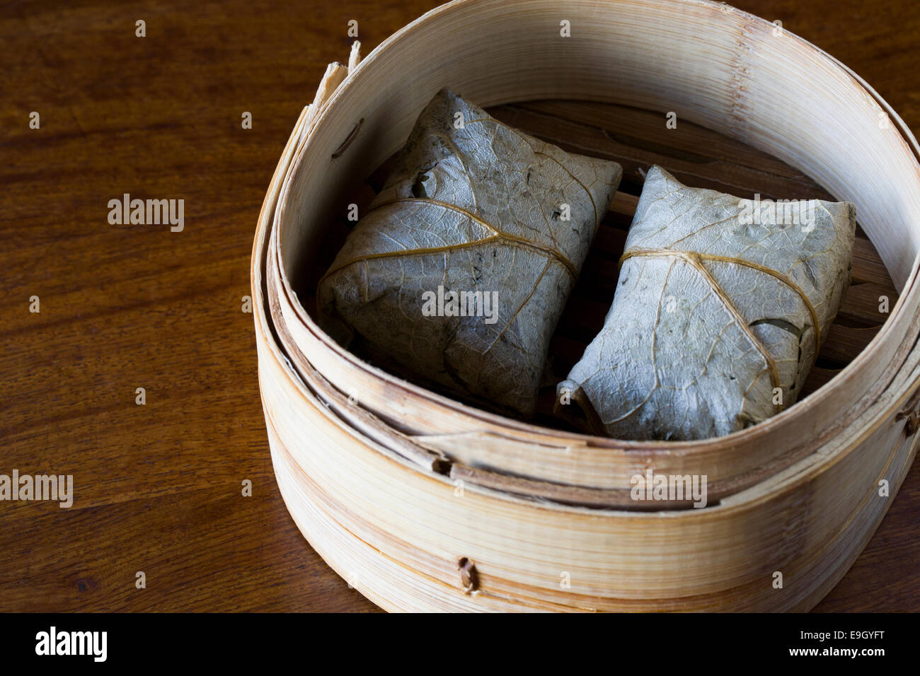 Chinese cuisine stick rice with chicken Stock Photo - Alamy