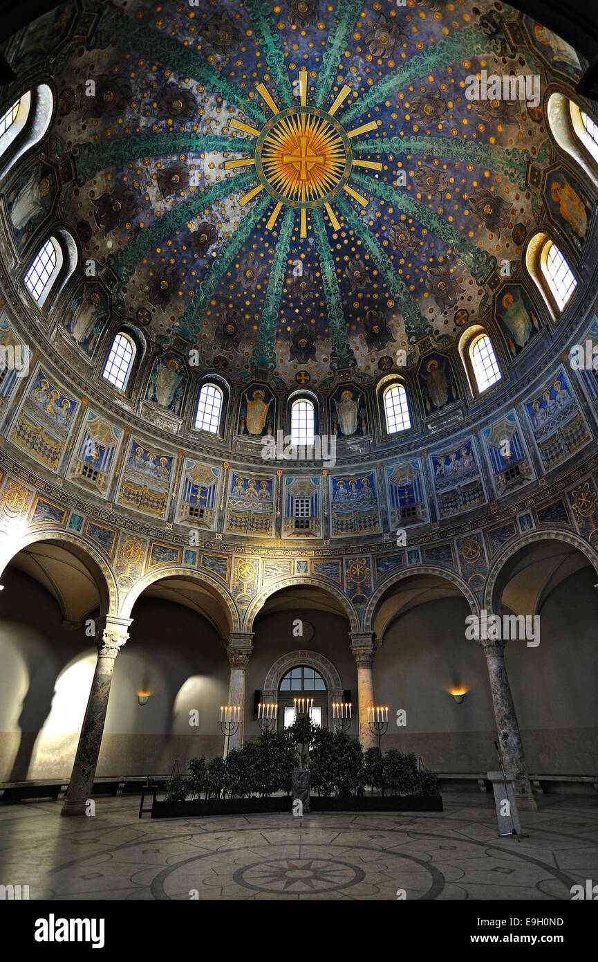 Westfriedhof cemetery hi-res stock photography and images - Alamy