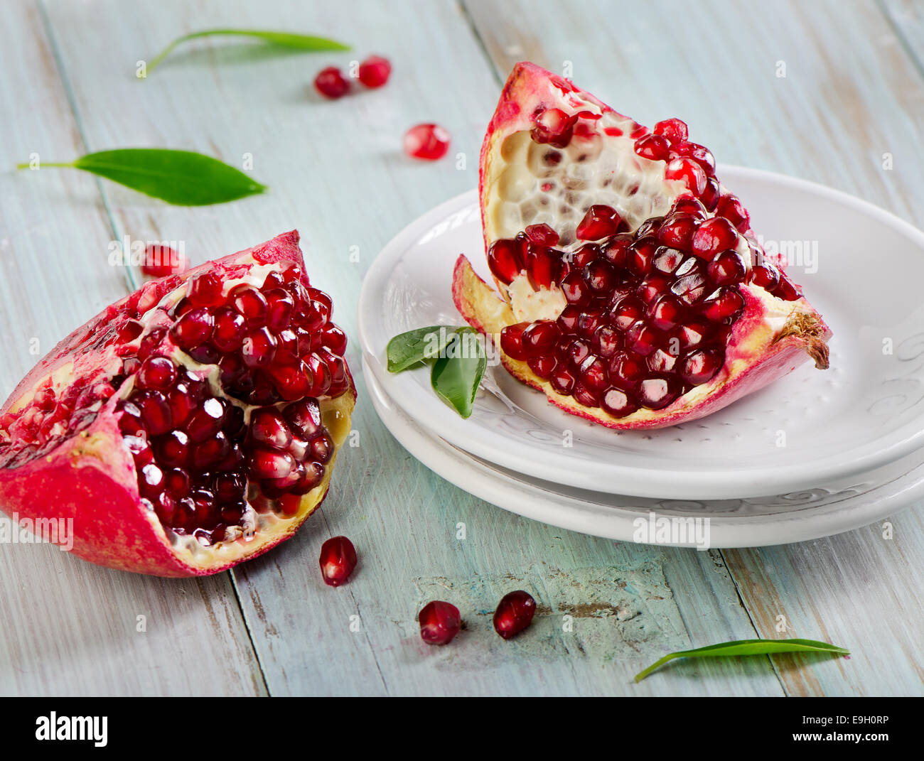 Eat pomegranates hi-res stock photography and images - Alamy