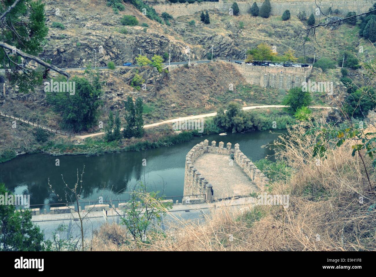 Toledo castle river Stock Photo - Alamy