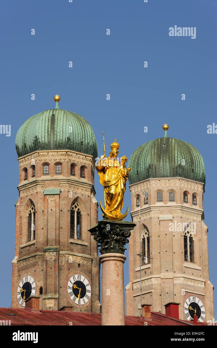 Marian column and Frauenkirche, Church of Our Lady, Munich, Bavaria ...