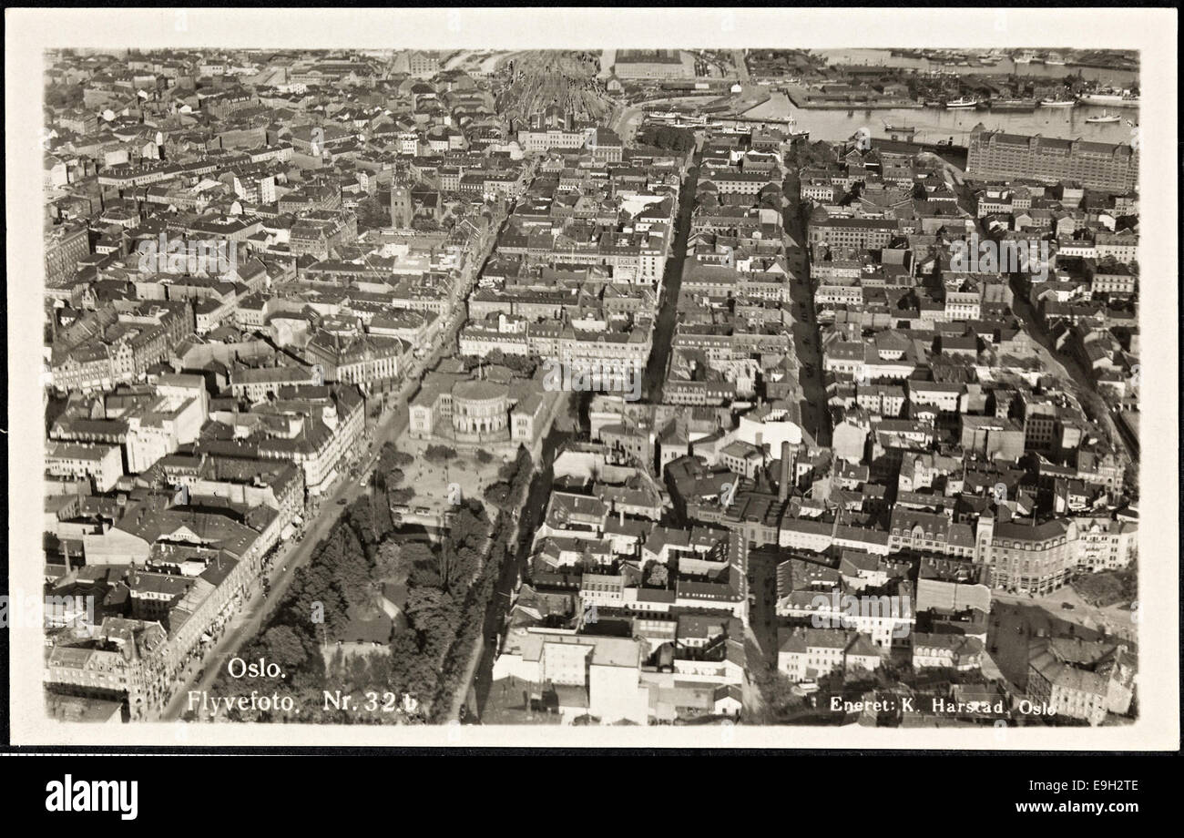 This aerial photograph, taken around the early 20th century, captures ...