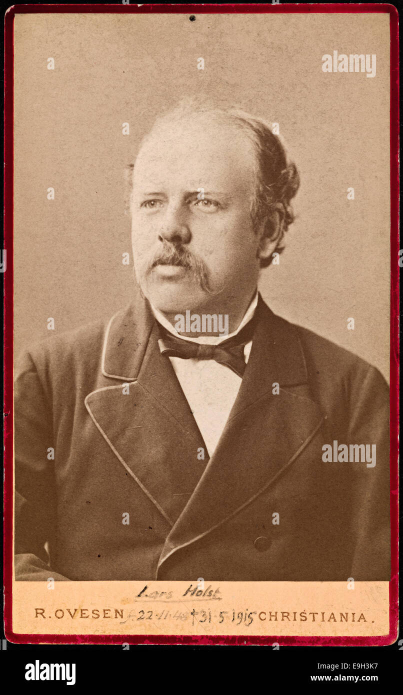 This carte de visite portrait captures Lars Kristian Holst (1848-1915 ...