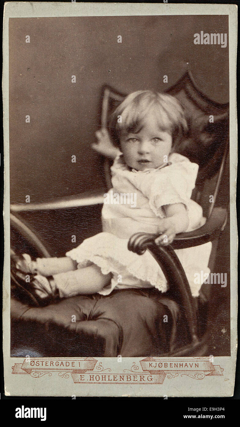 This carte de visite photograph shows a young Sigrid Undset, a renowned ...