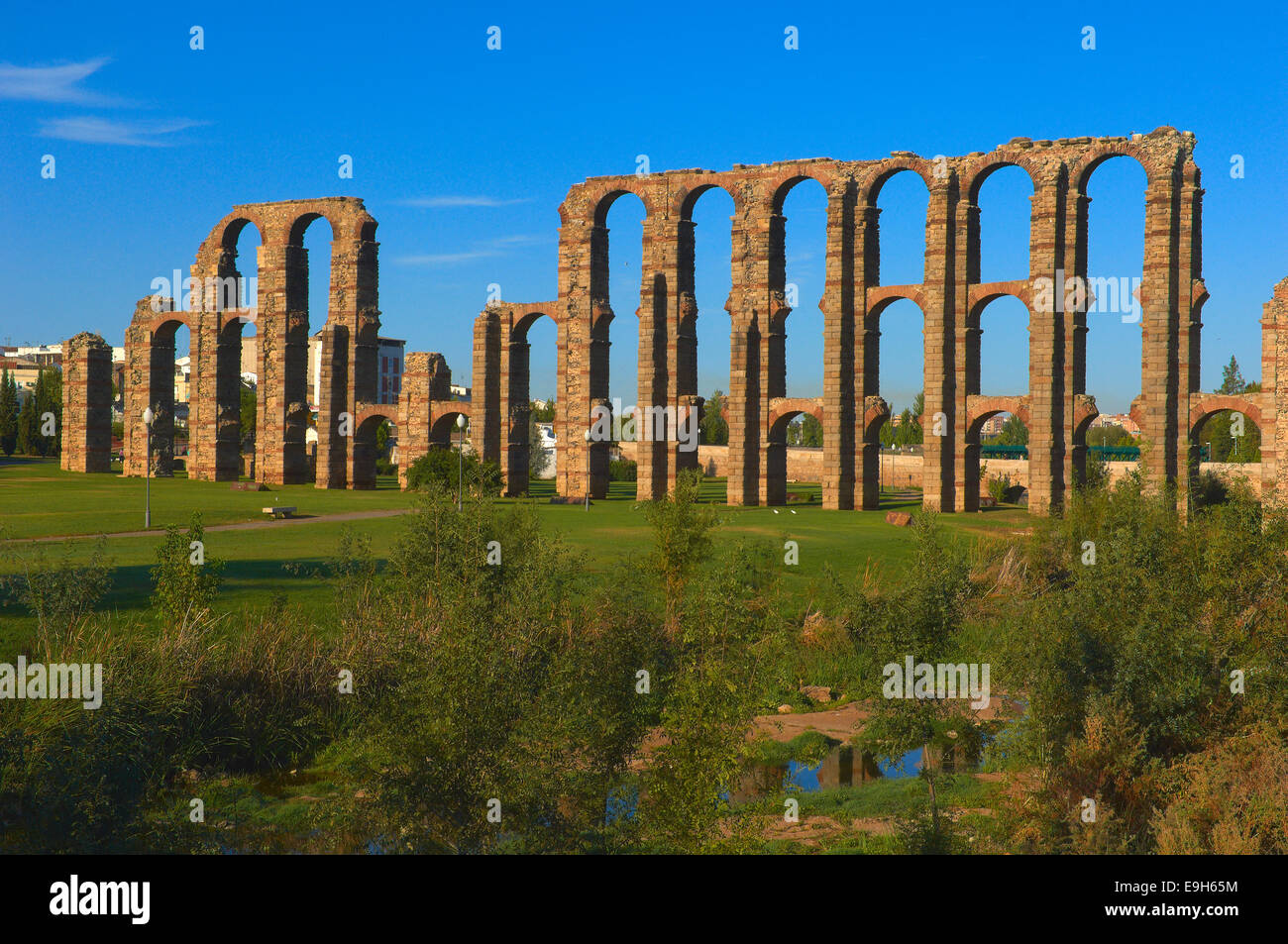 Acueducto de los Milagros, Roman aqueduct, UNESCO World Heritage site ...