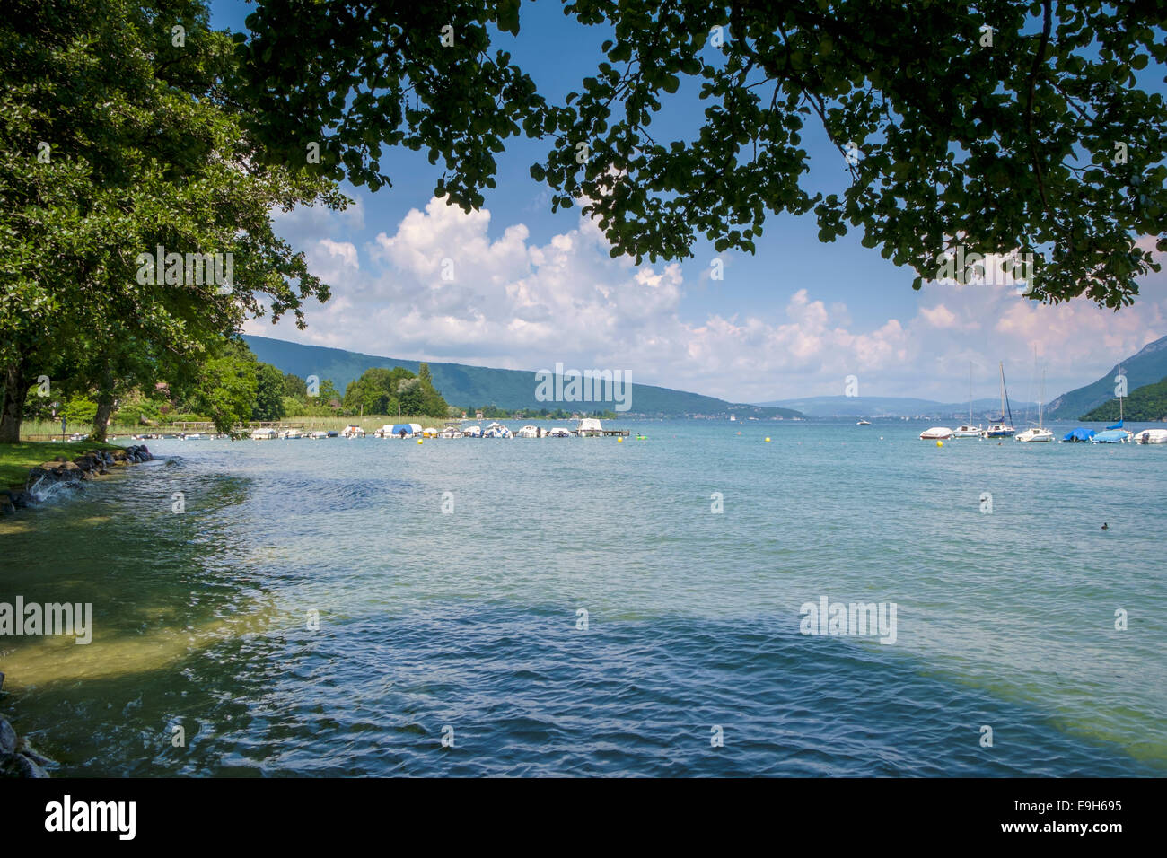 Lake annecy boats hi-res stock photography and images - Alamy