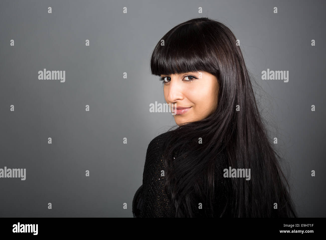 Over the shoulder pose hi-res stock photography and images - Alamy