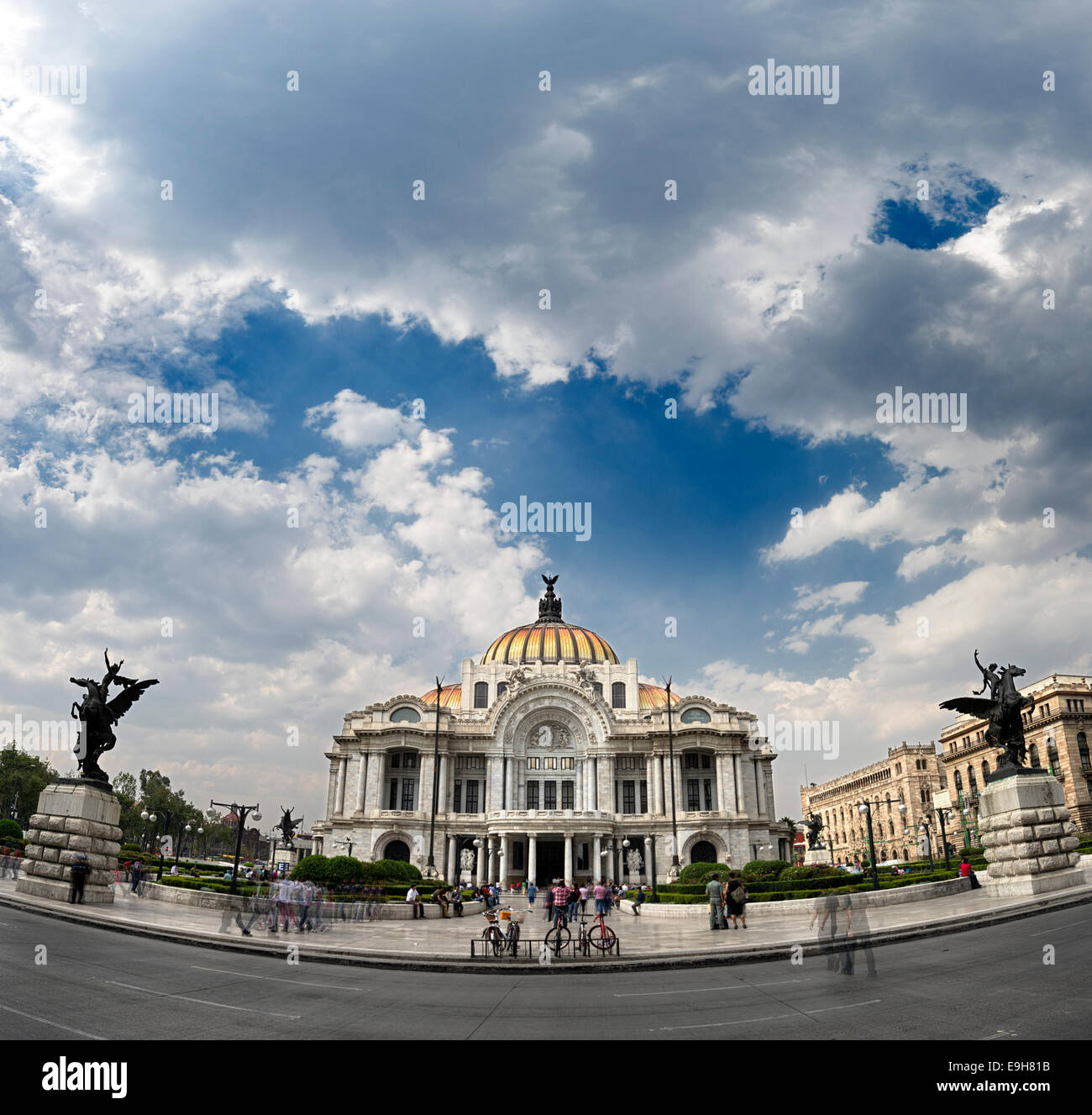 Palace of fine arts and national opera house of mexico hi-res stock ...