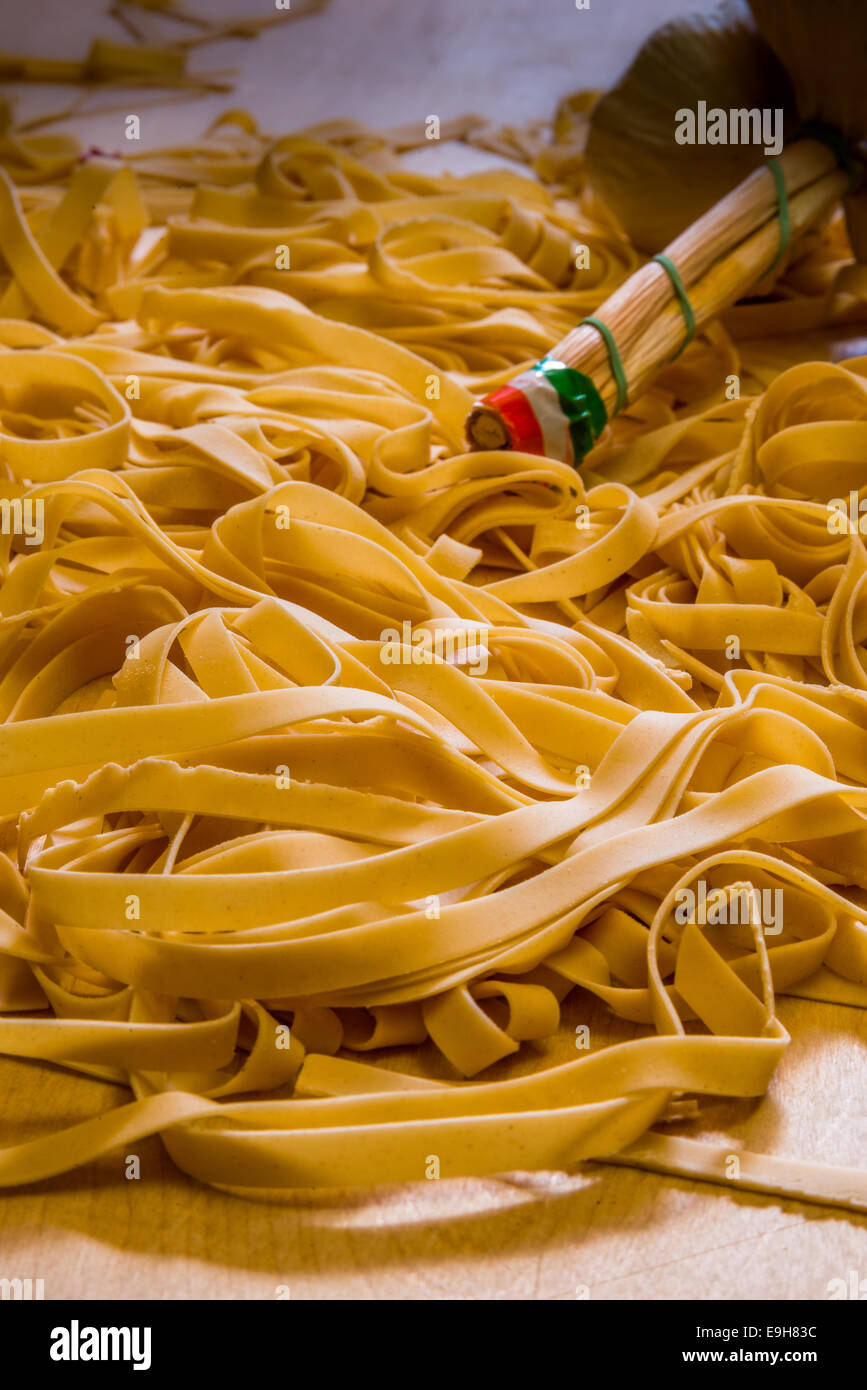 Fettuccine or tagliatelle cut ready to cook Stock Photo - Alamy