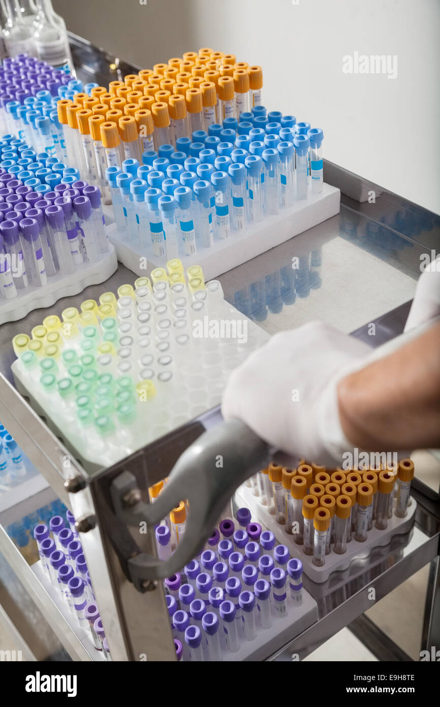 Medical equipment cart hi-res stock photography and images - Alamy