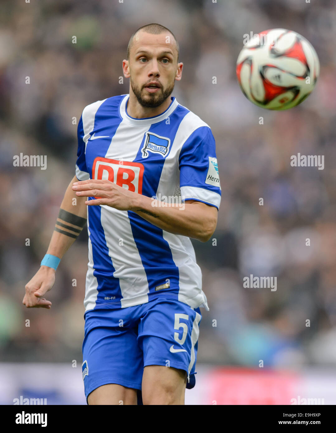 John heitinga hi-res stock photography and images - Alamy