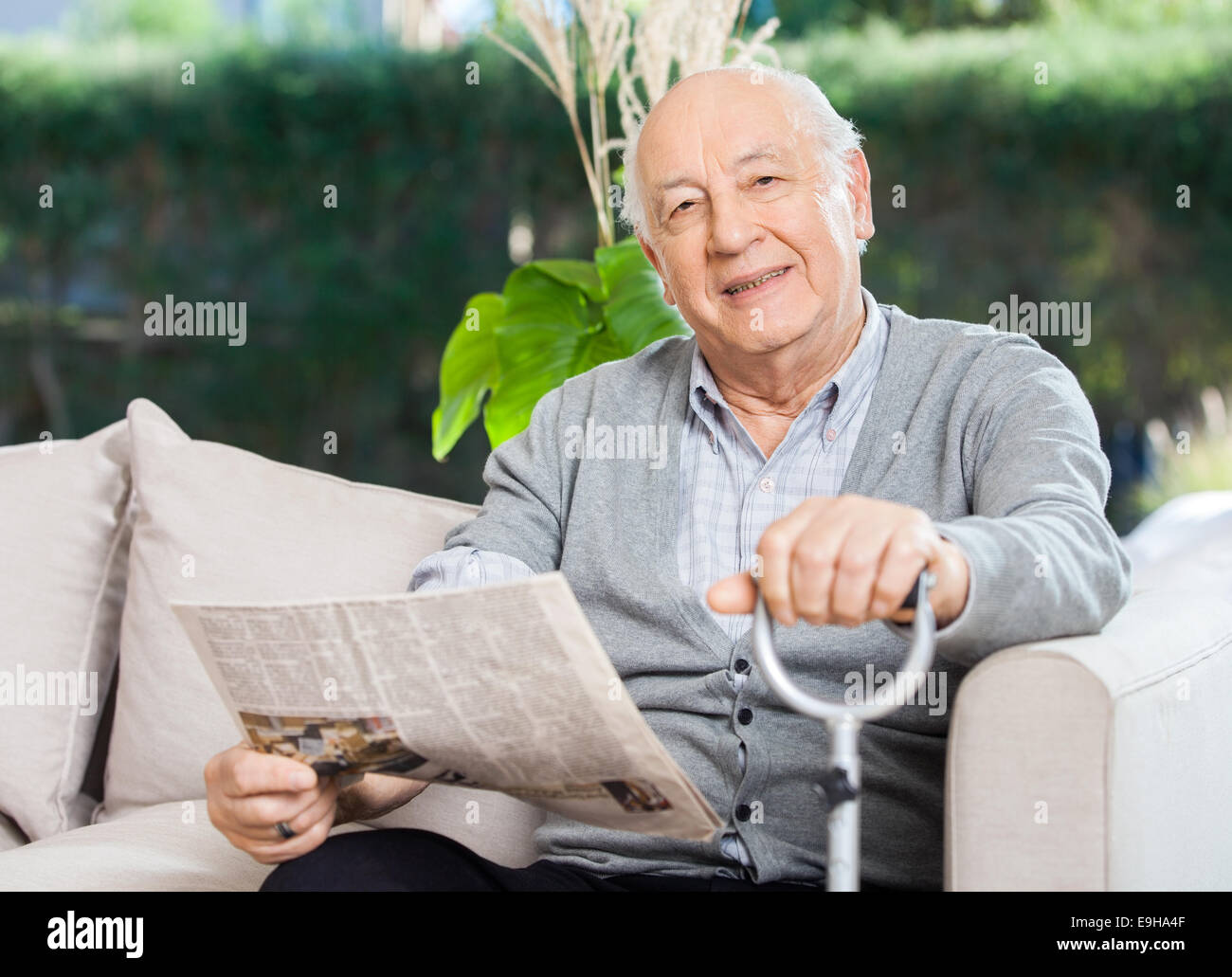 Old man sitting on porch hi-res stock photography and images - Alamy