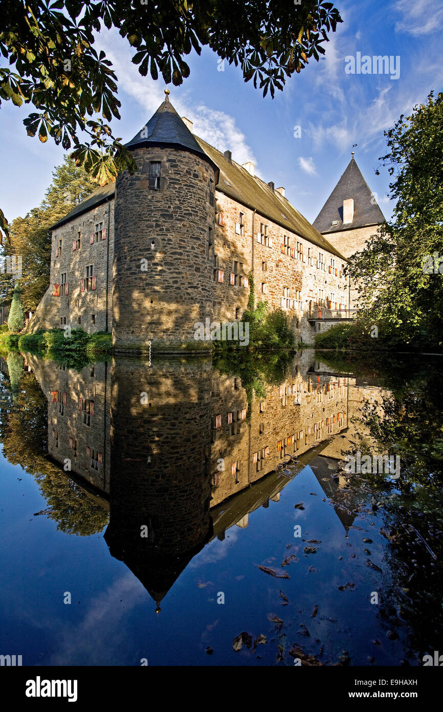 Haus kemnade water castle hi-res stock photography and images - Alamy