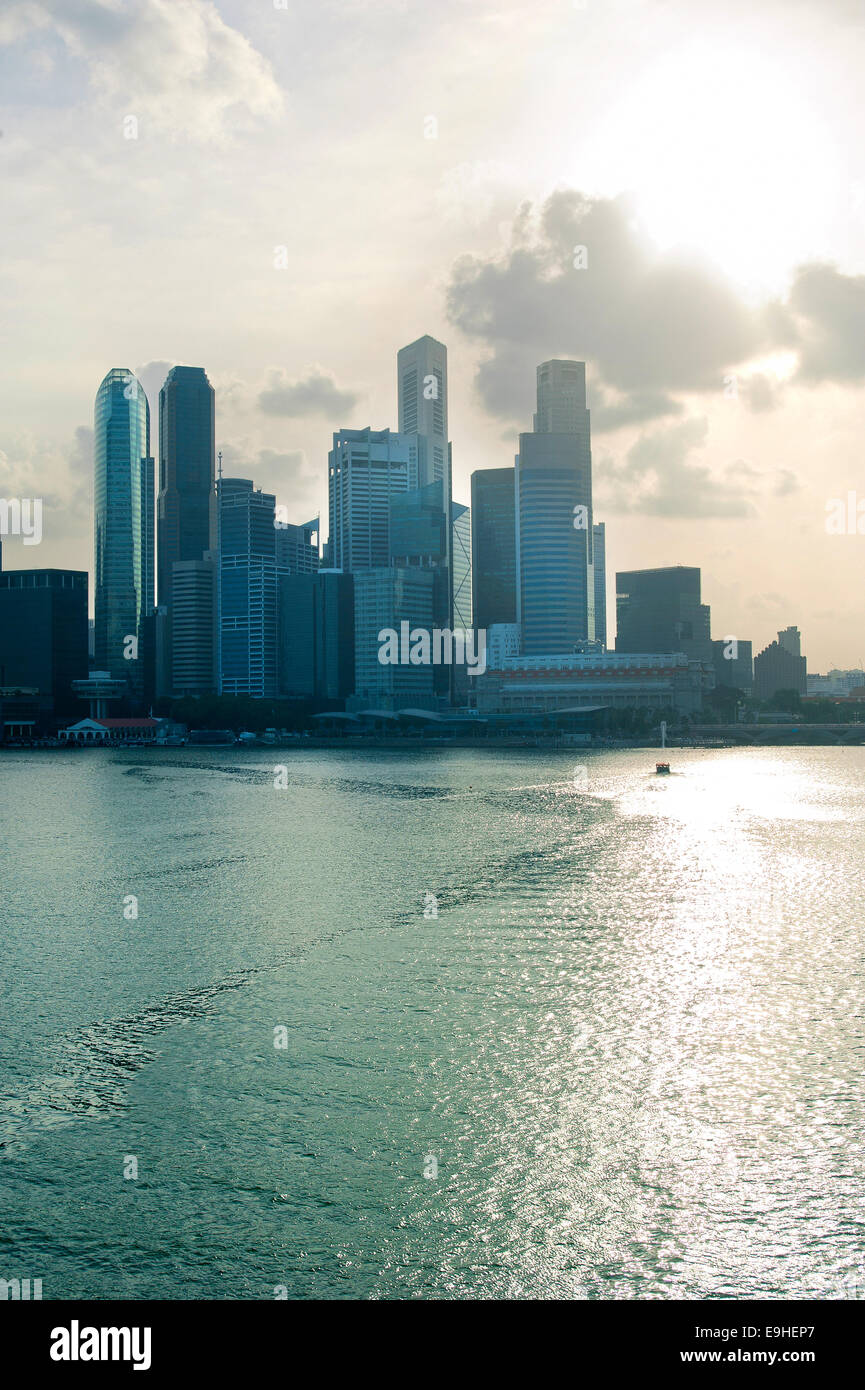 Singapore sunset hi-res stock photography and images - Alamy