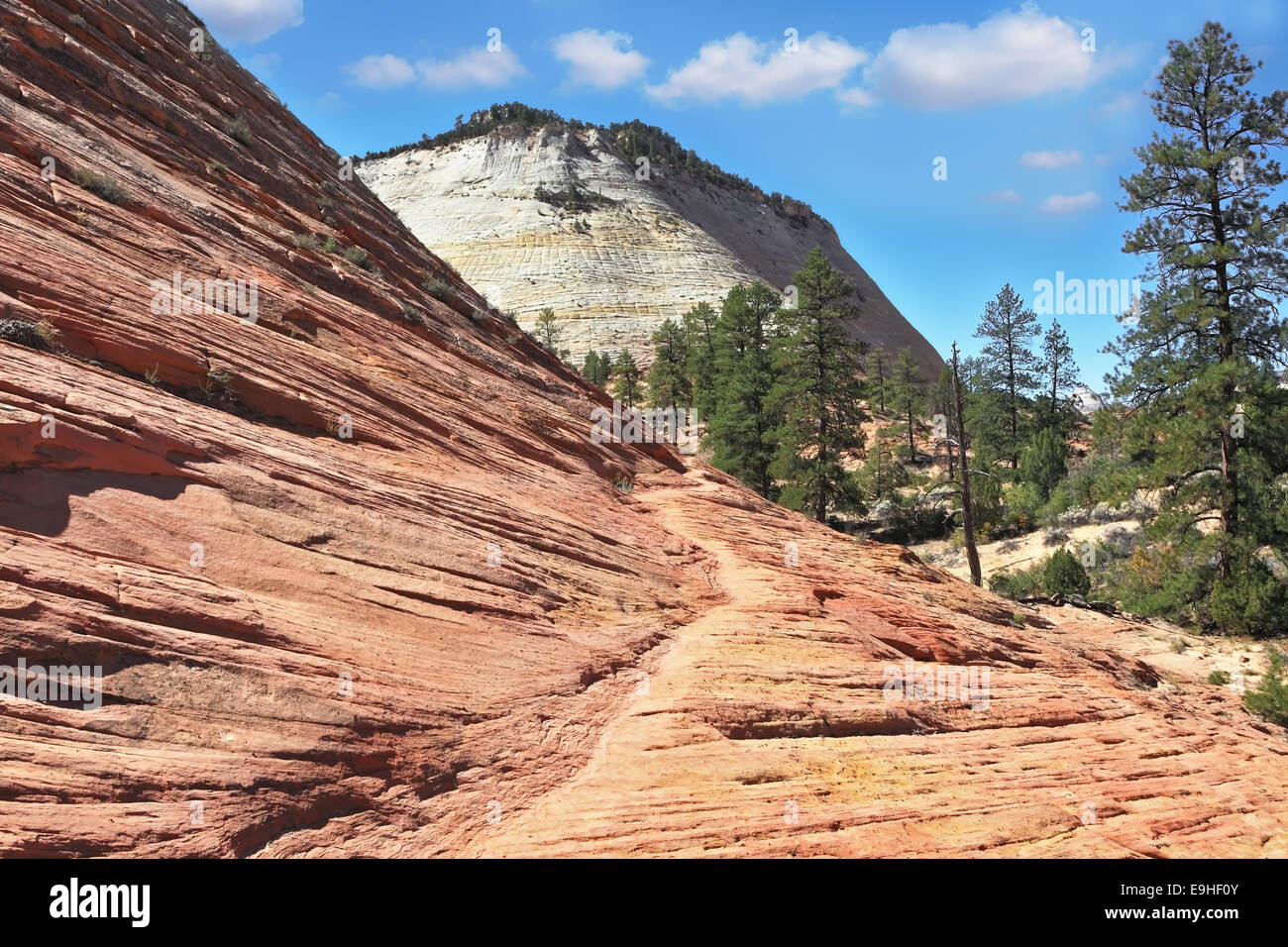 Unforgettable drive hi-res stock photography and images - Alamy