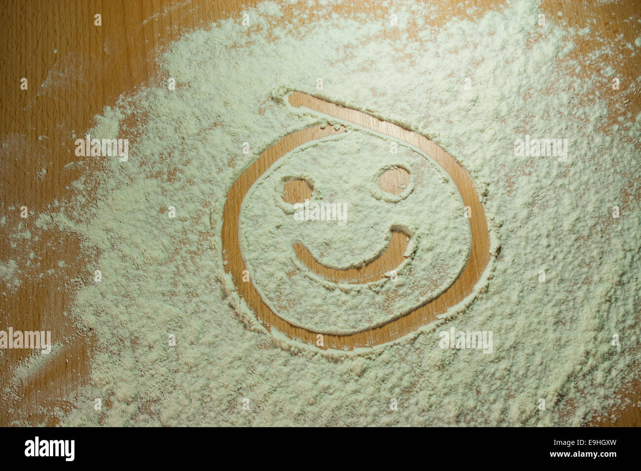 Smiley spoon hi-res stock photography and images - Alamy