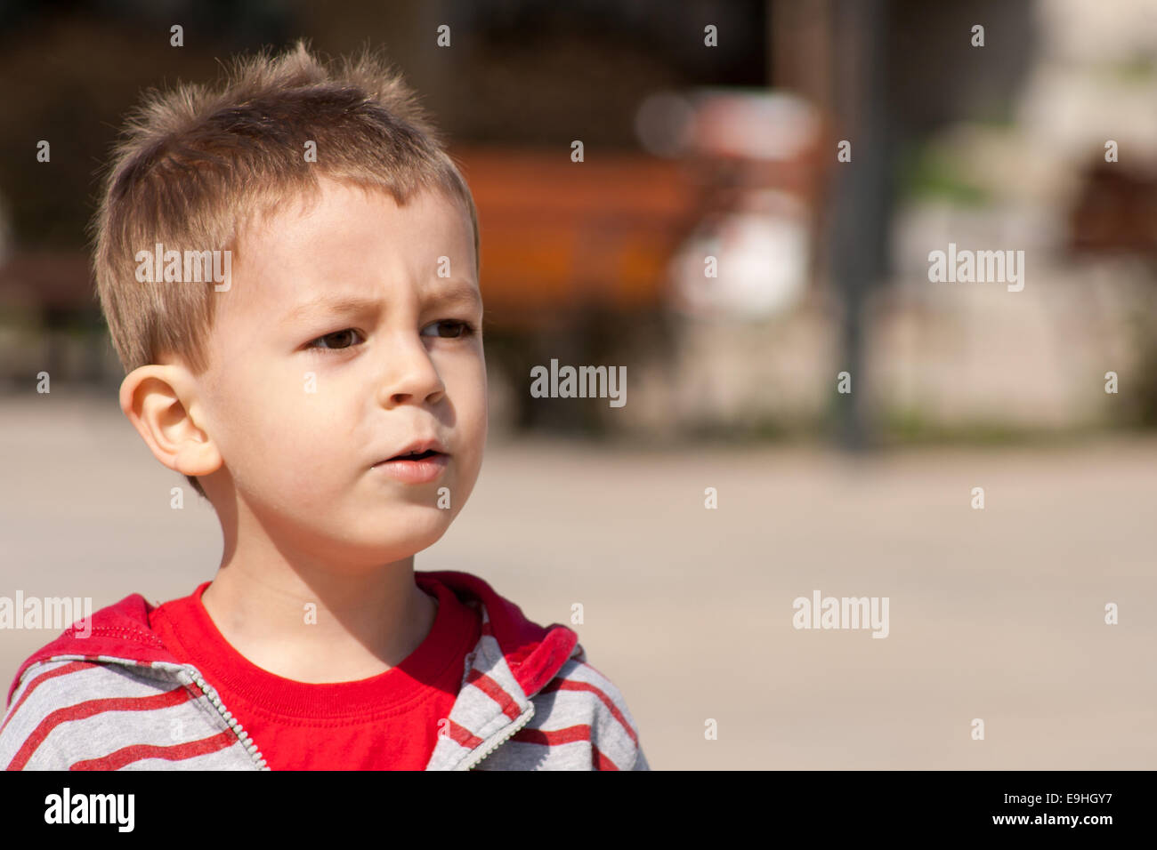 Intelligent student thinking hi-res stock photography and images - Alamy