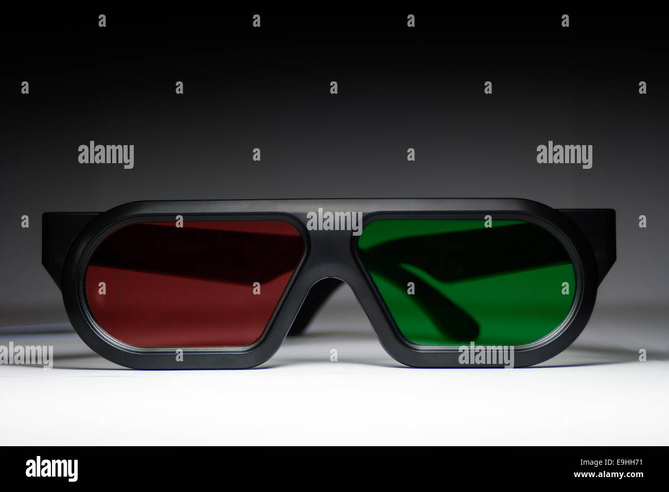 3d glass hi-res stock photography and images - Alamy