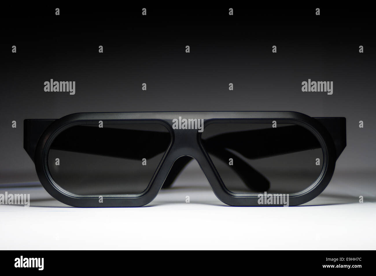 3d glass hi-res stock photography and images - Alamy