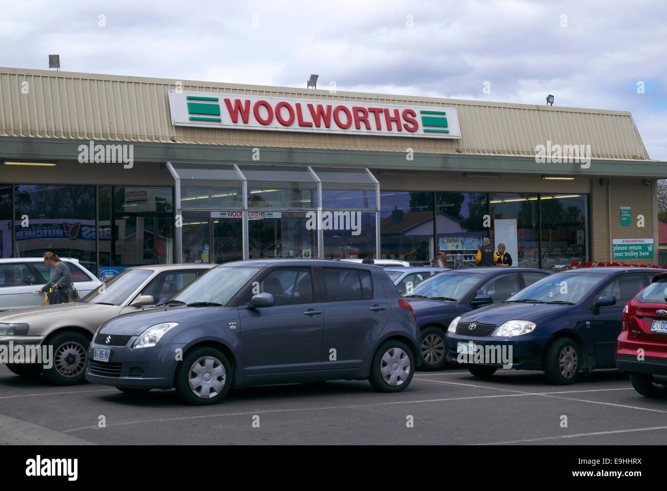 woolworths supermarket store in George Town,Tasmania,Australia Stock ...