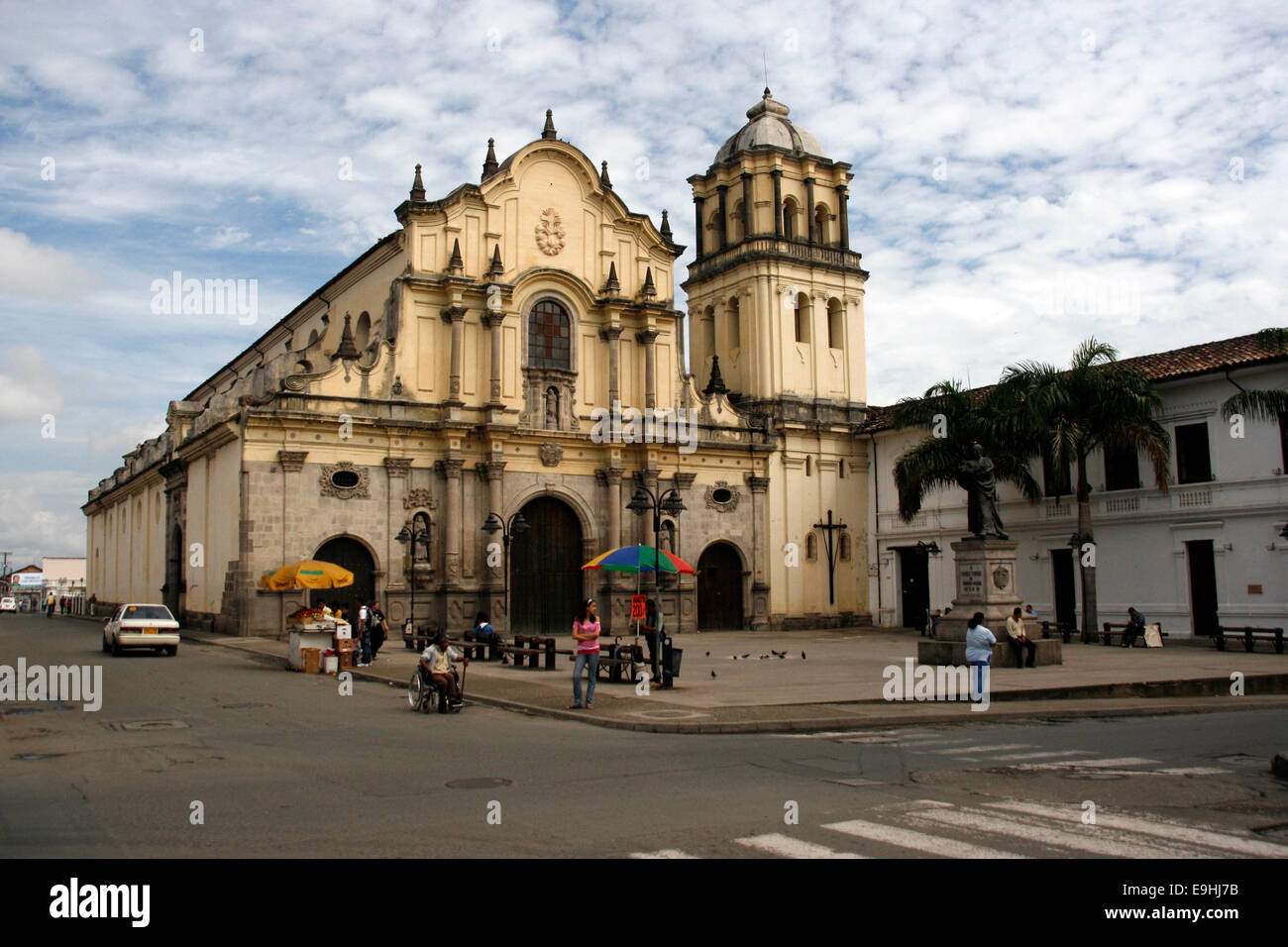 Colombia catholic church hi-res stock photography and images - Alamy