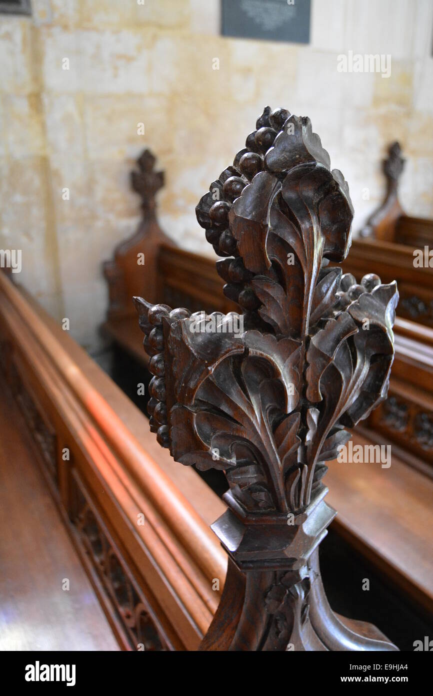 Carved wood pew hi-res stock photography and images - Alamy