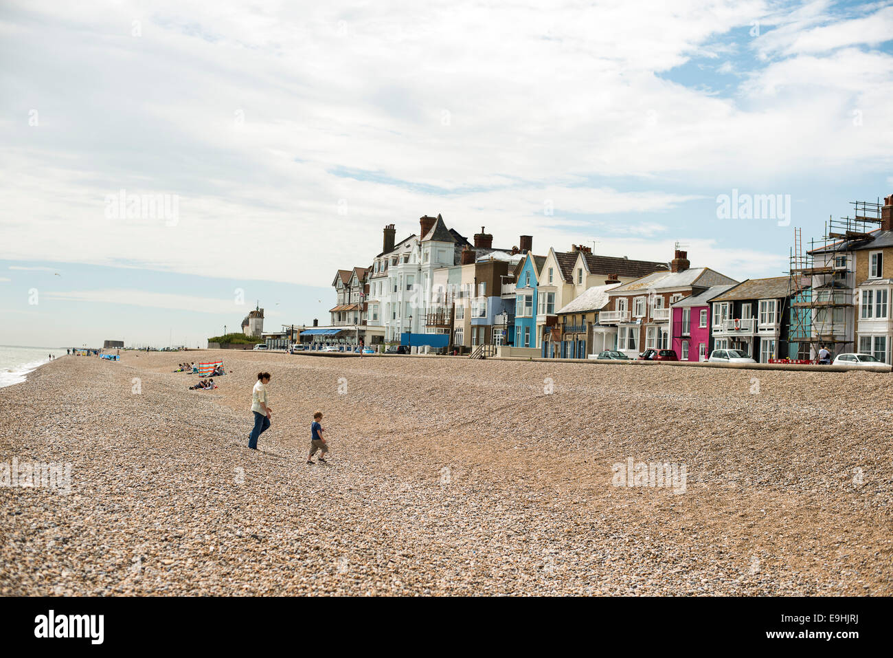 Aldeburgh beach scene, houses at the beachsfront in Aldeburgh, suffolk ...