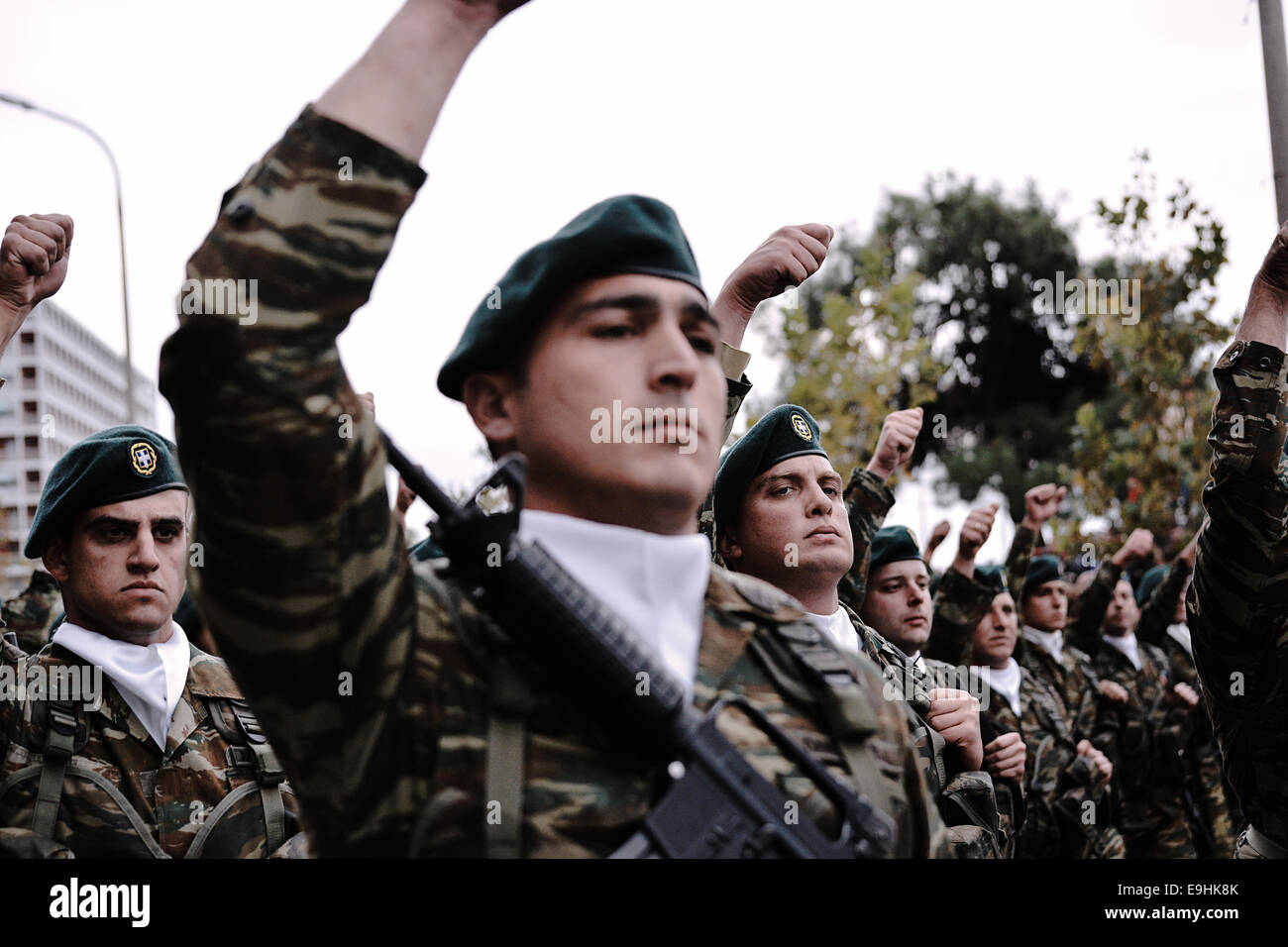 Thessaloniki, Greece. 28th October, 2014. Commandos of the Greek Army ...