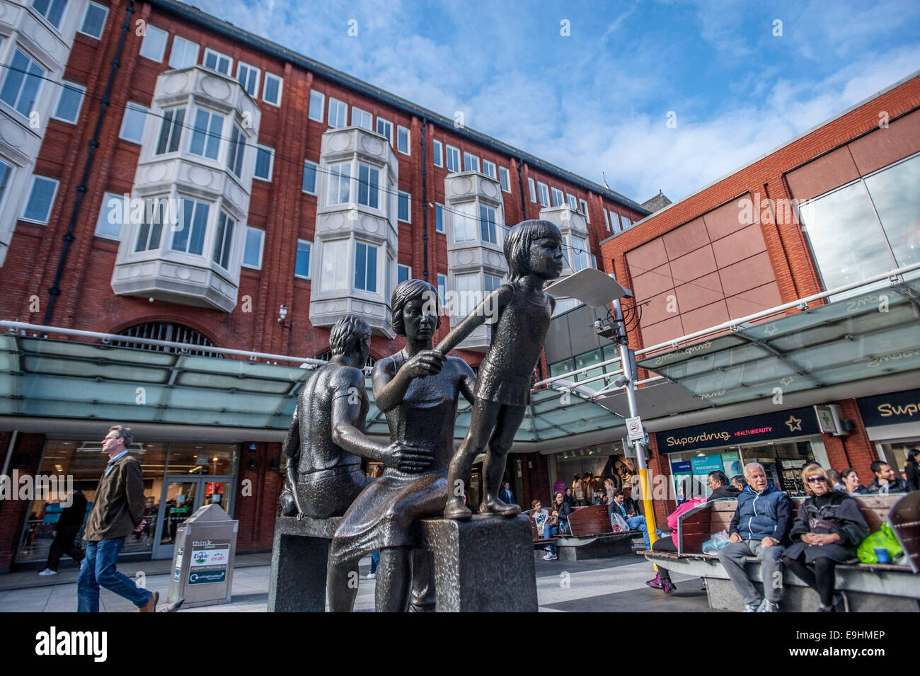Views of Ealing Broadway Shopping Centre and units saturday 23rd ...