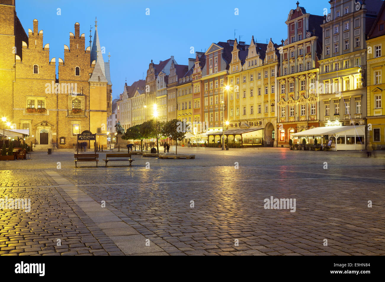 Market Square Rynek we Wrocławiu, Wroclaw, Poland Stock Photo - Alamy